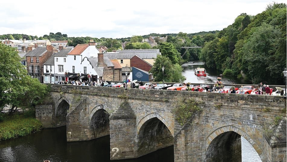 Durham Classic Car Show - Go North East