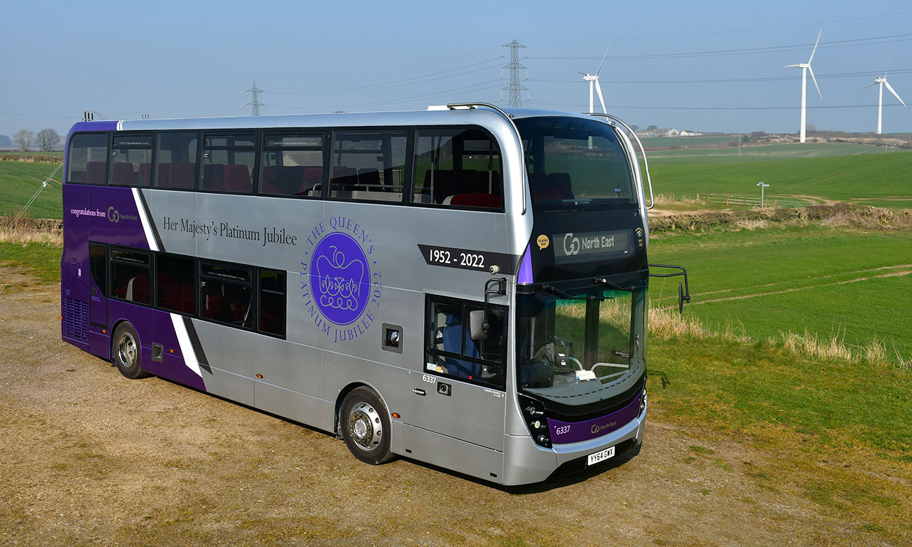 Queen’s Platinum Jubilee bus continues the region’s link with the ...